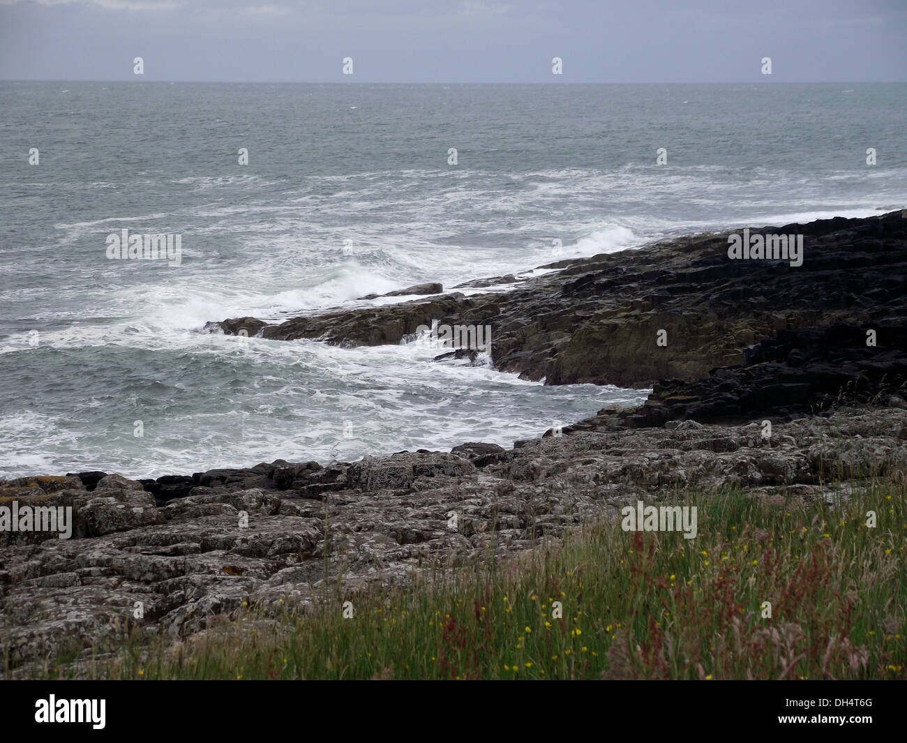 Choppy waters beach hi-res stock photography and images - Alamy