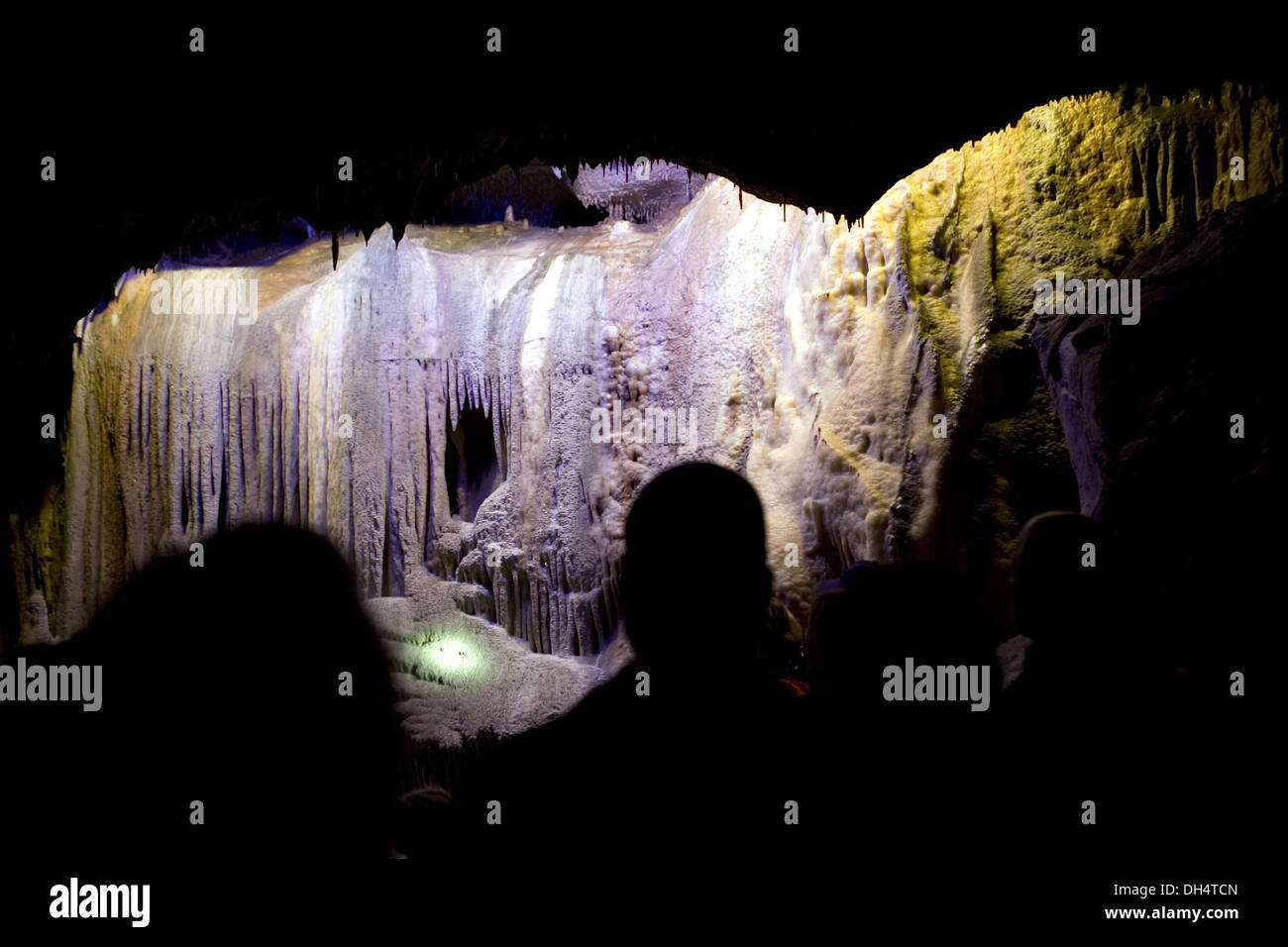 Flowstone cave hi-res stock photography and images - Alamy