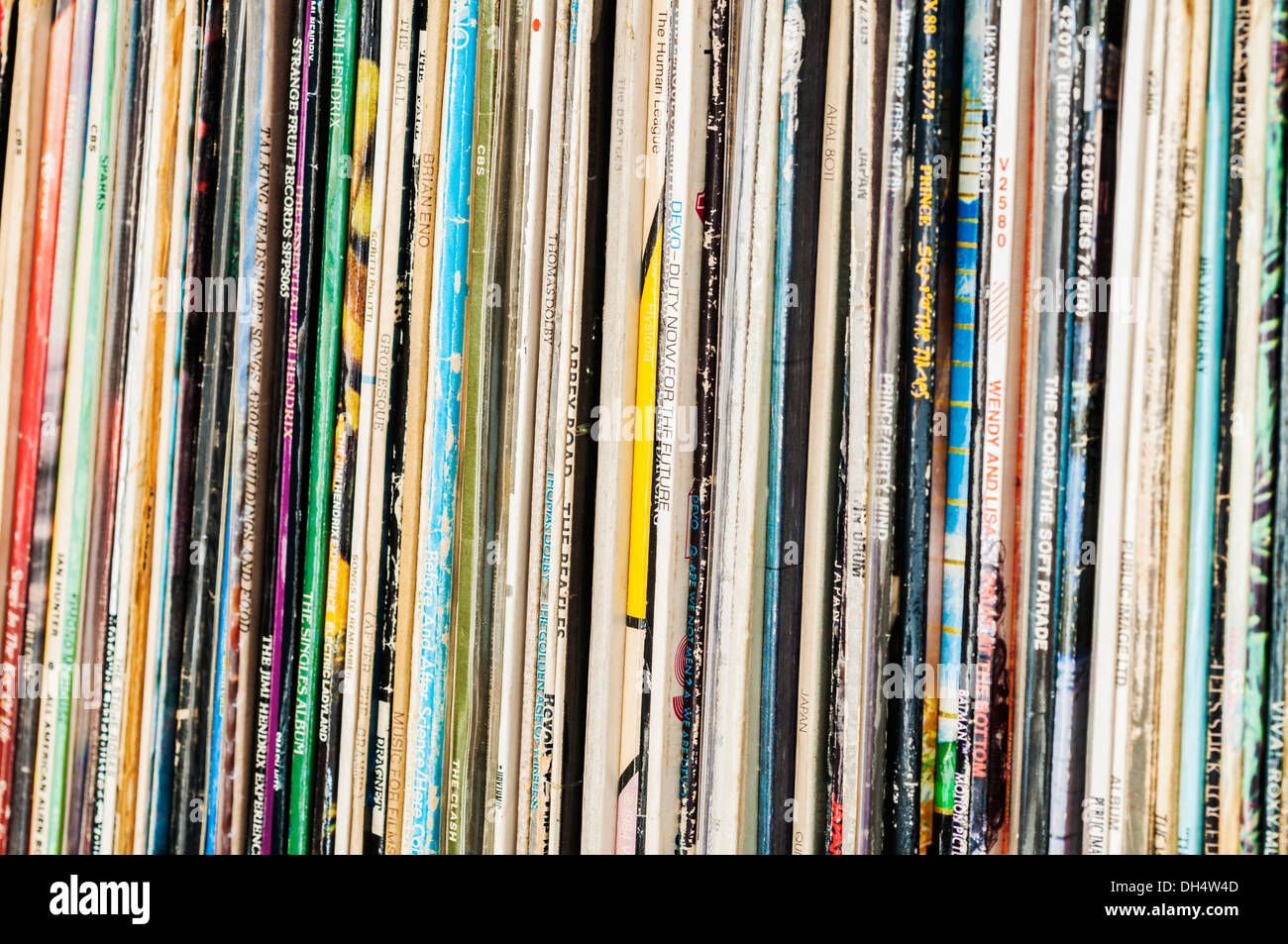 Lp record shelf hi-res stock photography and images - Alamy