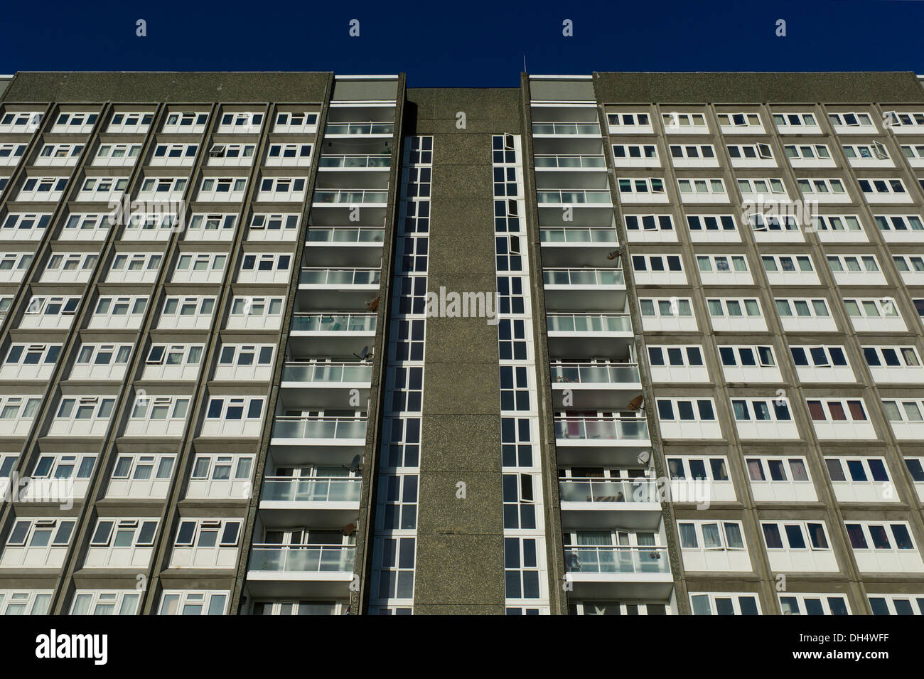 High rise social housing brighton hi-res stock photography and images ...