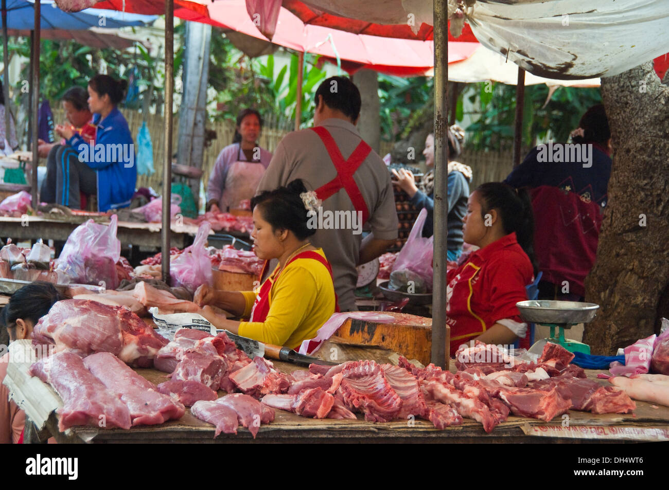 Luang prabang street food stall hi-res stock photography and images - Alamy