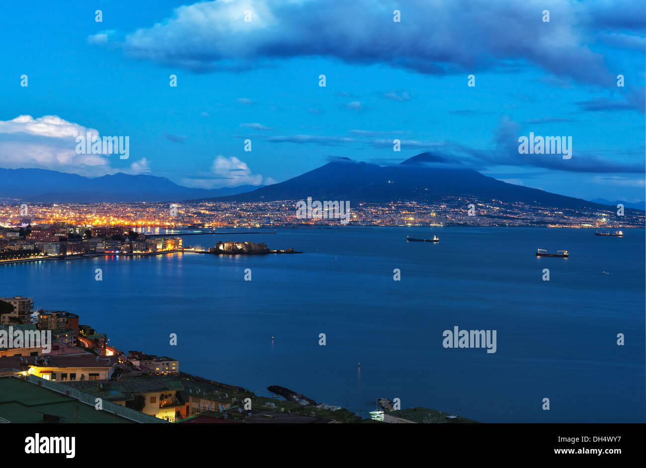 Best view of the gulf of Naples by night Stock Photo - Alamy