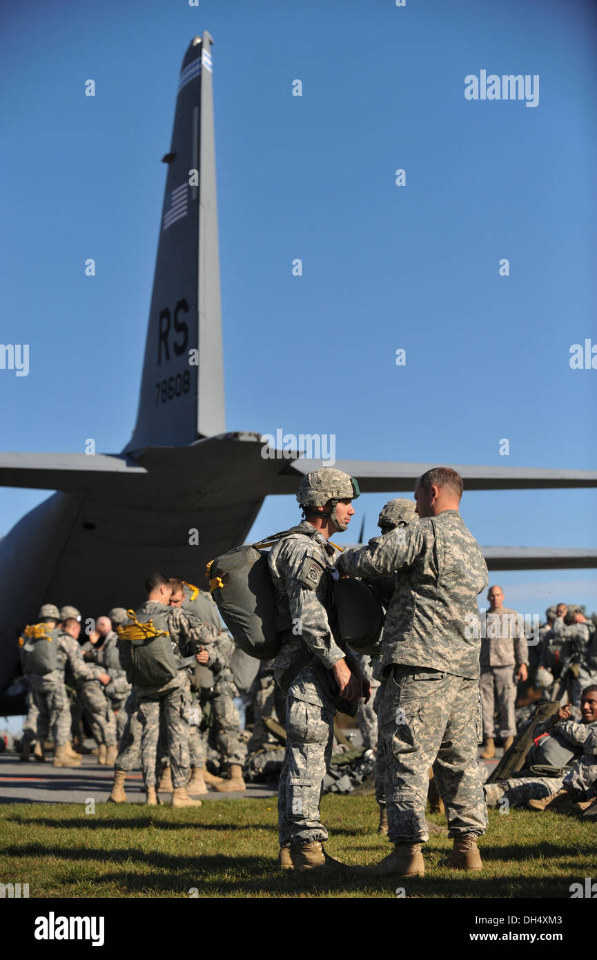 1st squadron airborne 91st cavalry regiment hi-res stock photography ...