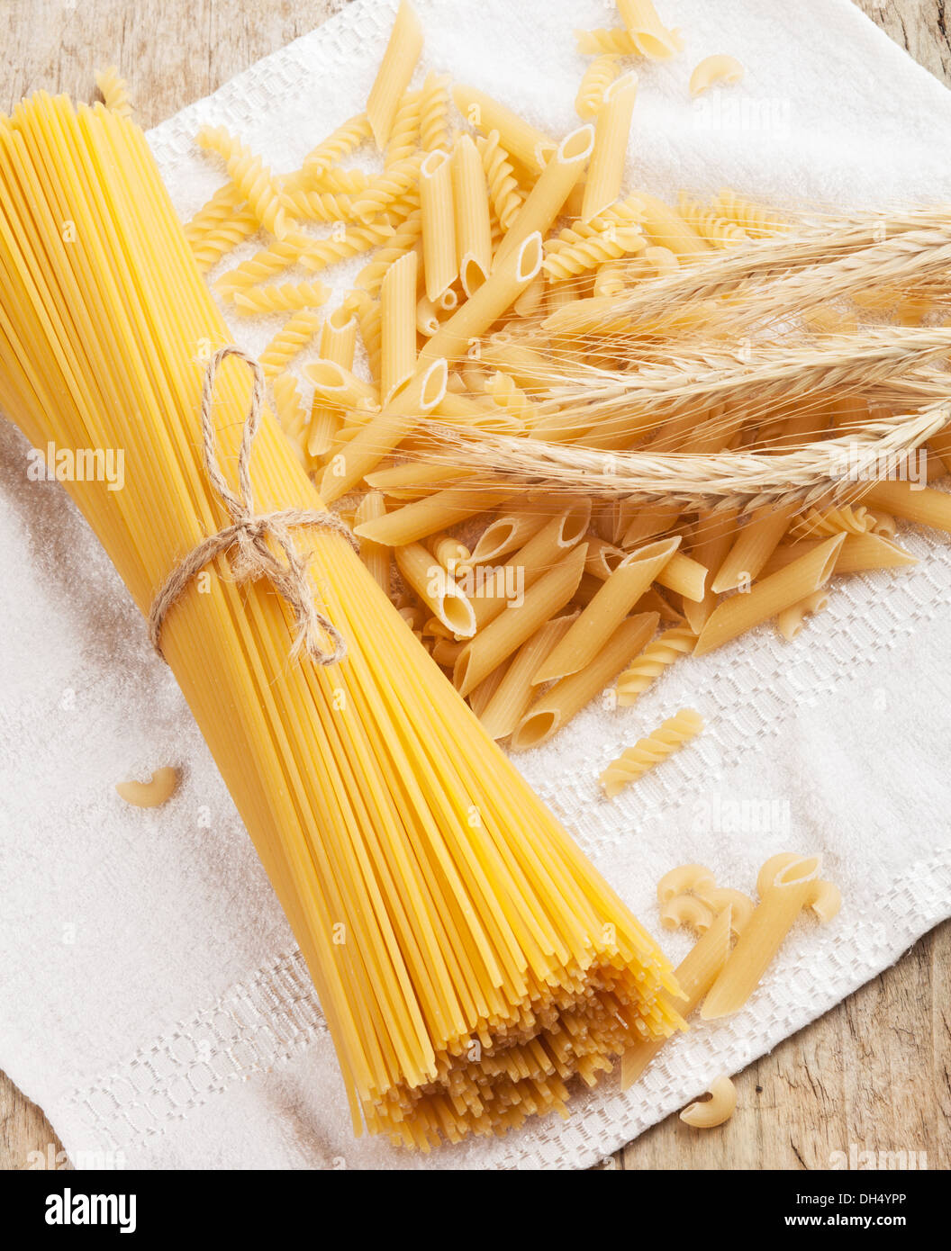 Noodles pasta tagliatelli hi-res stock photography and images - Alamy