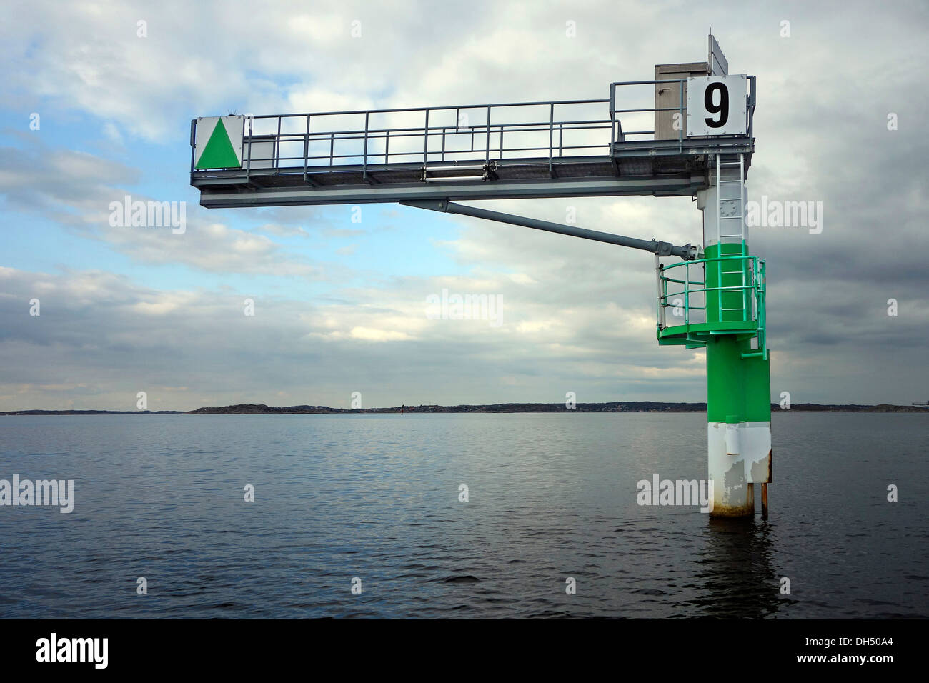 Starboard lateral mark hi-res stock photography and images - Alamy