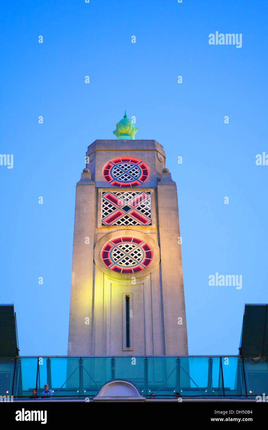 Oxo tower hi-res stock photography and images - Alamy