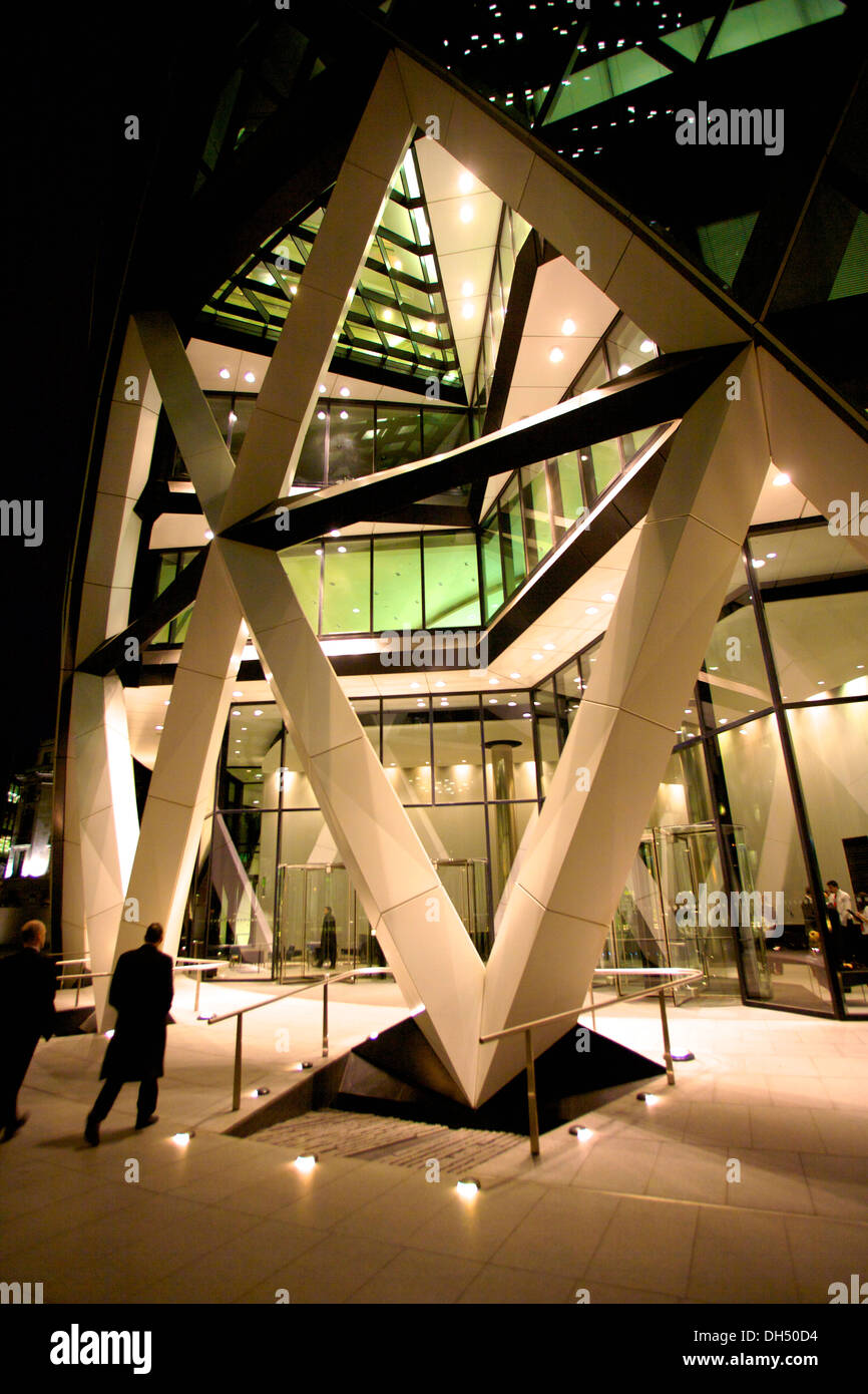 Gherkin building entrance hi-res stock photography and images - Alamy