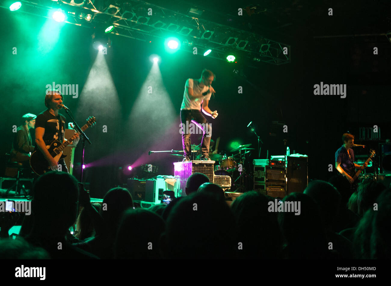 Dan gillespie the feeling hi-res stock photography and images - Alamy