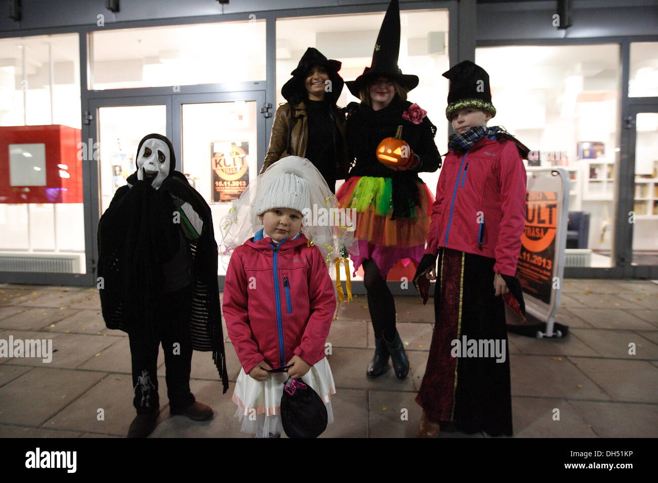 Polandchildren hi-res stock photography and images - Alamy