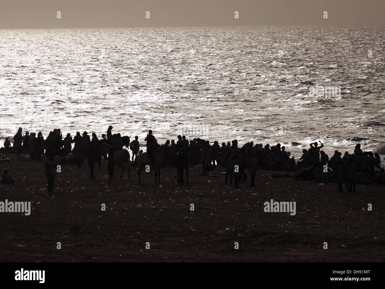 Gaza, Palestinian territories, . 31st Oct, 2013. Palestinians enjoy the ...