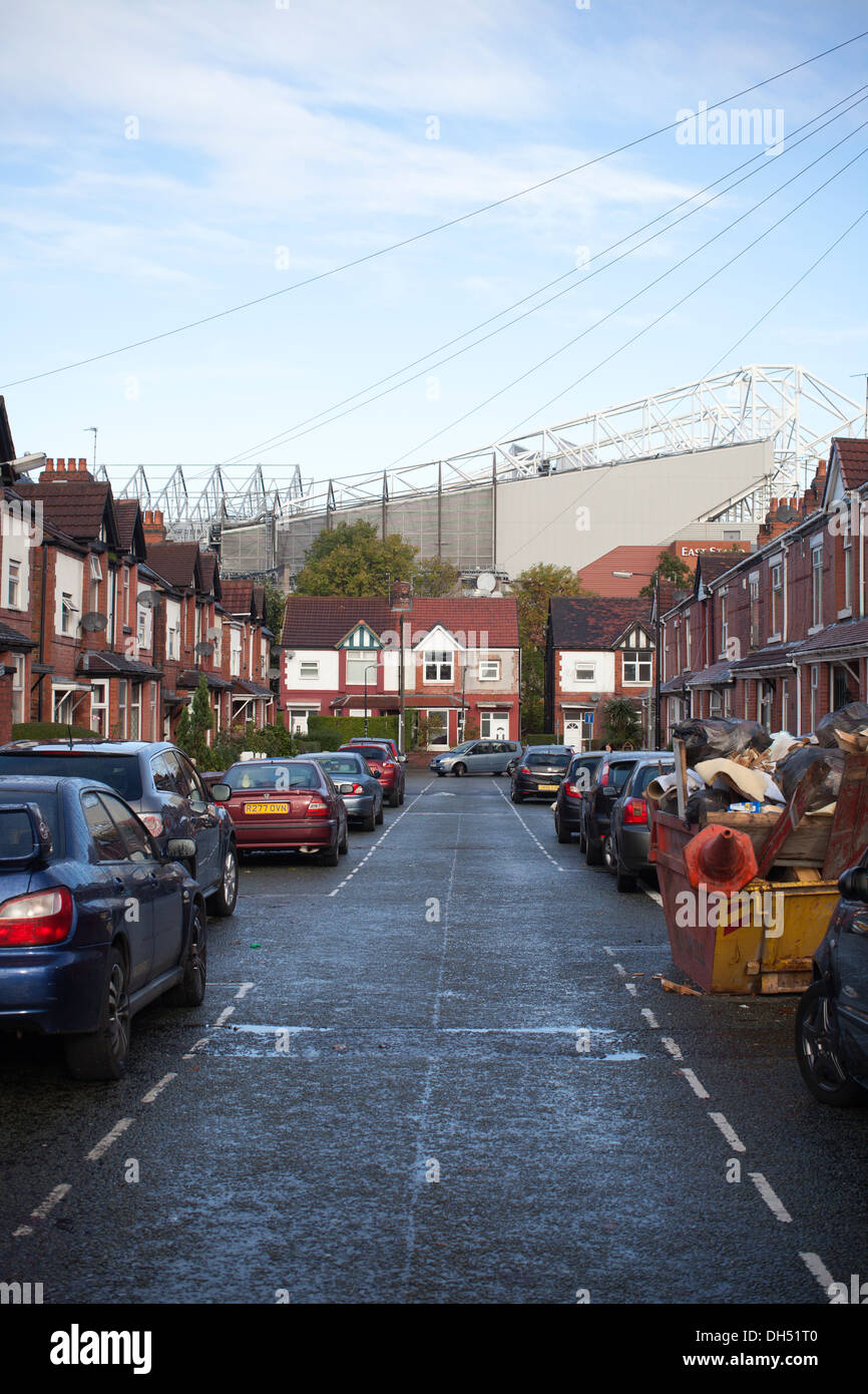 Manchester united football ground hi-res stock photography and images ...