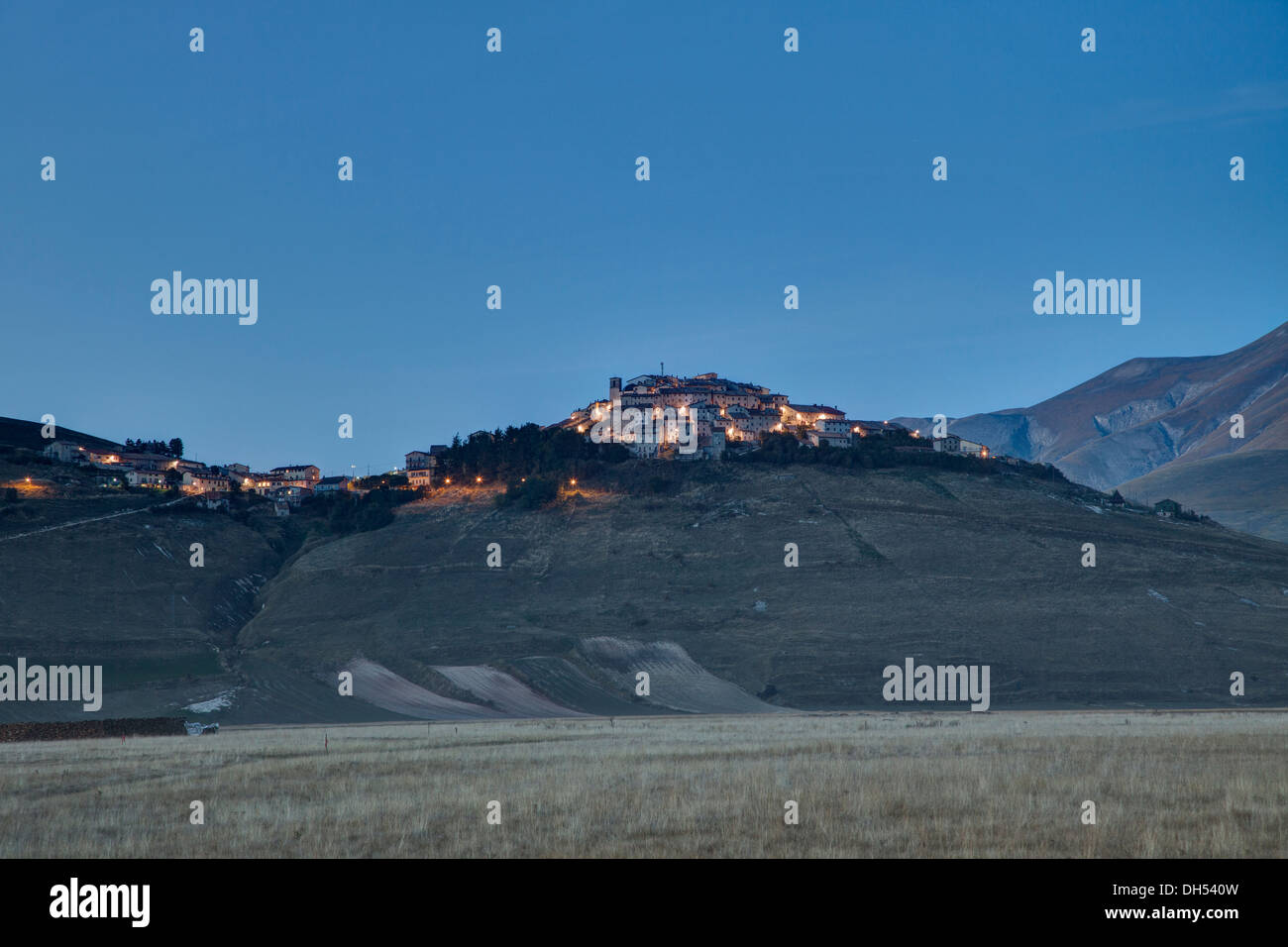 Castelluccio italy hi-res stock photography and images - Alamy