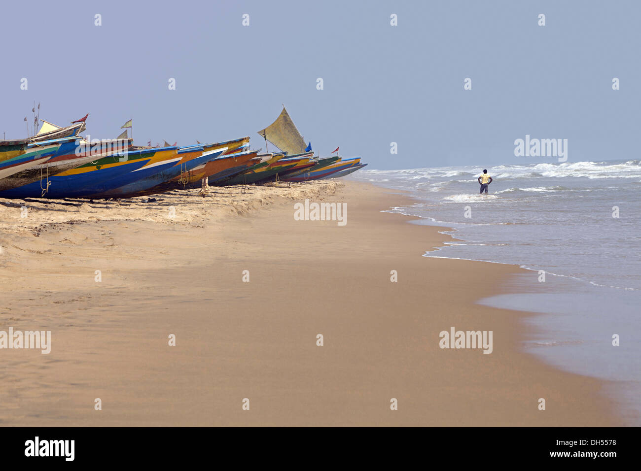 Boats on beach in Orissa, Puri, Orissa, India Stock Photo - Alamy