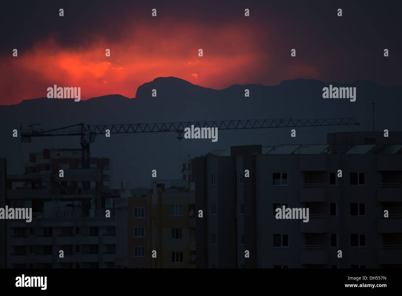 Burning sky hi-res stock photography and images - Alamy
