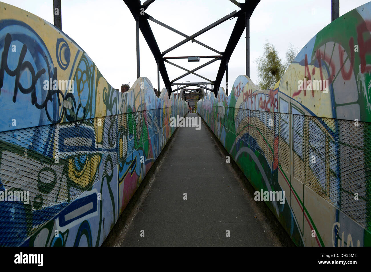 Foot bridge between Adamsdown and Splott in Cardiff South Wales Stock ...