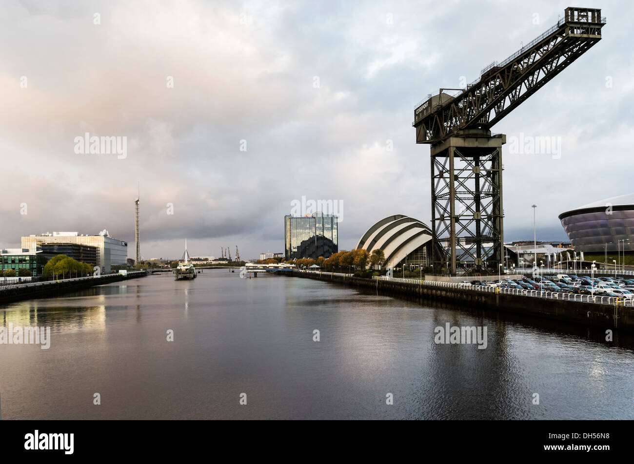 View over the River Clyde from the Clyde Arc or "Squinty Bridge ...