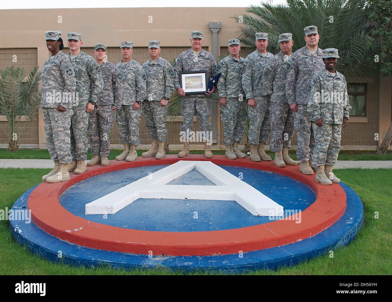 135th sustainment command expeditionary hi-res stock photography and ...