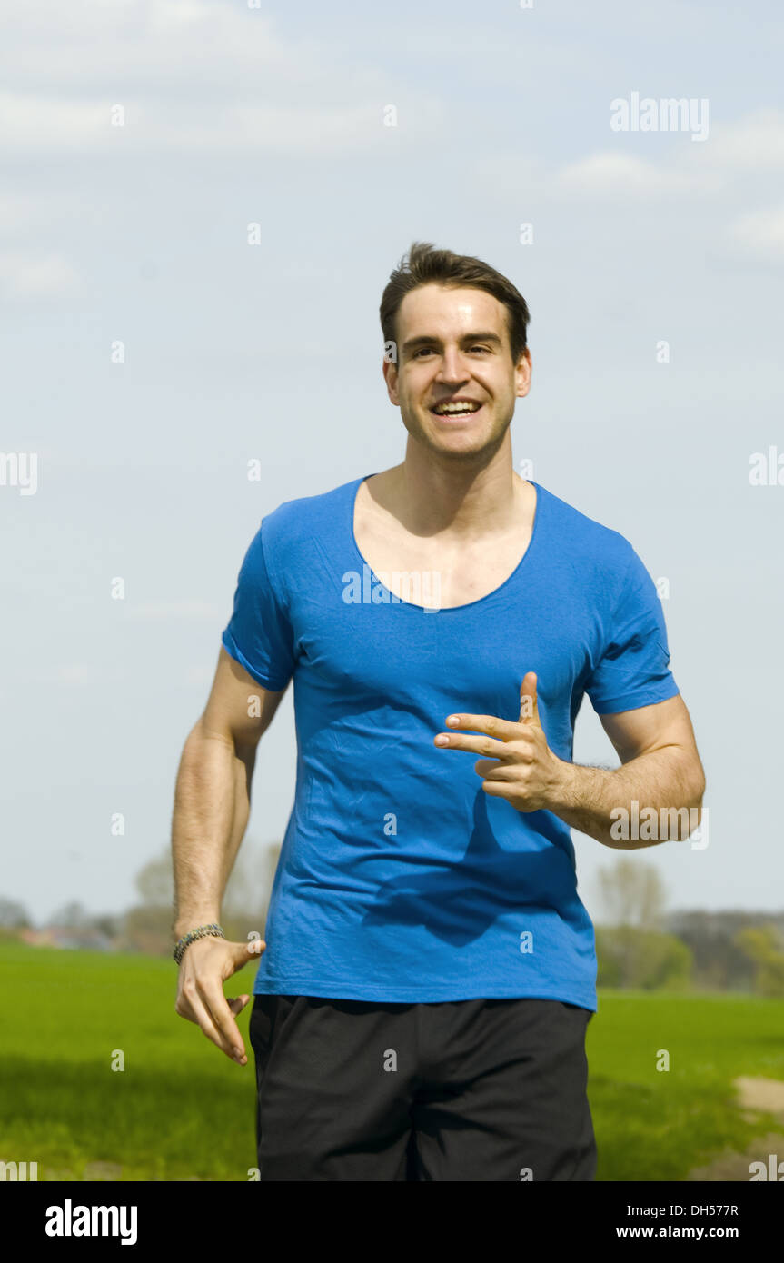 Zufriedenheit vertikal hi-res stock photography and images - Alamy