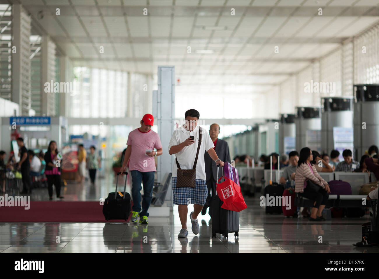 Naia terminal two hi-res stock photography and images - Alamy