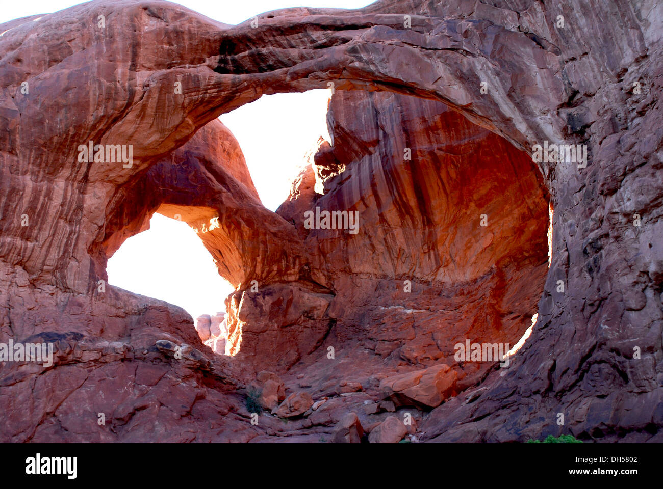 Two stone arches hi-res stock photography and images - Alamy