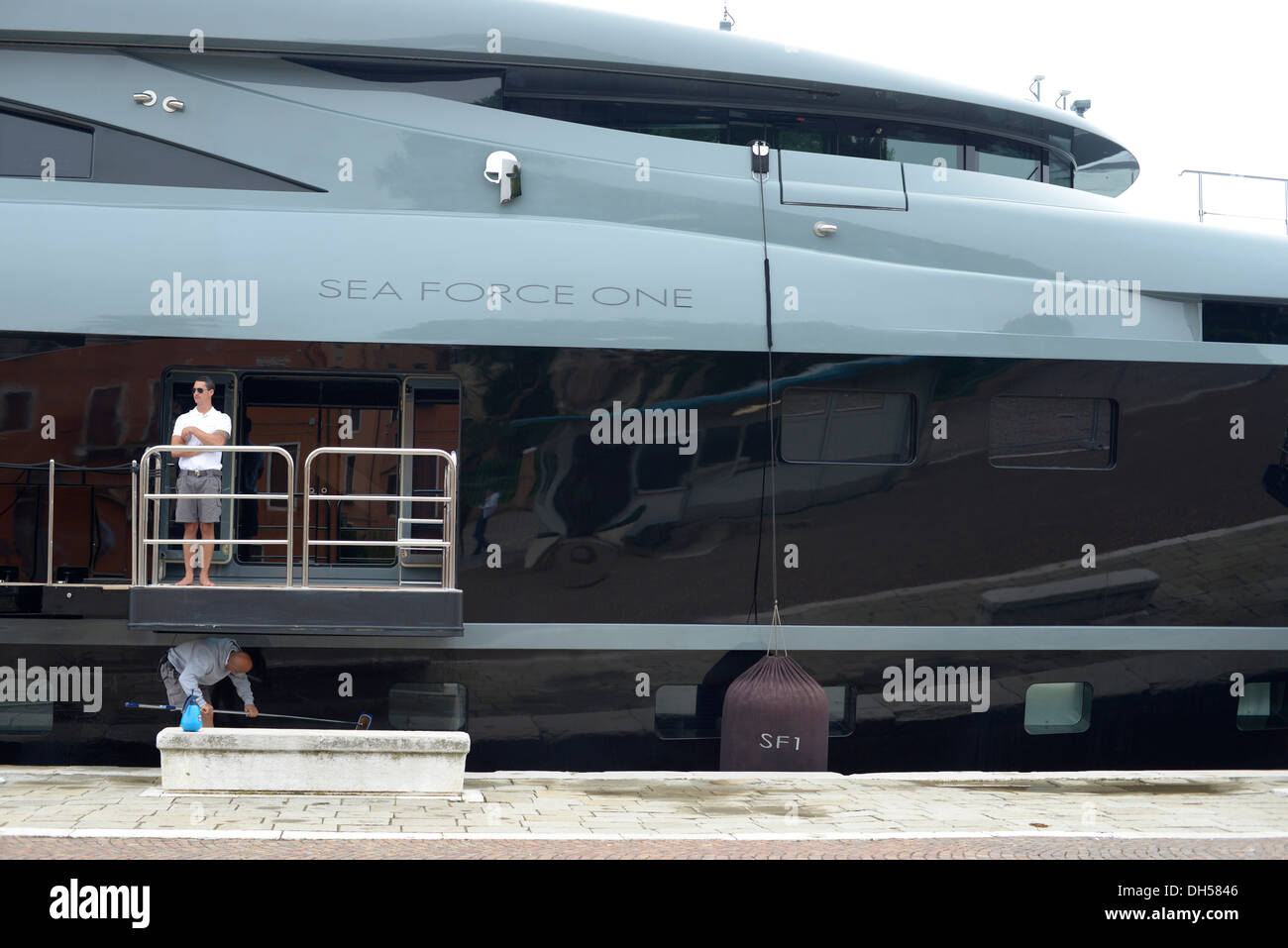 SEA FORCE ONE, with her extraordinary design and decor, has set what ...