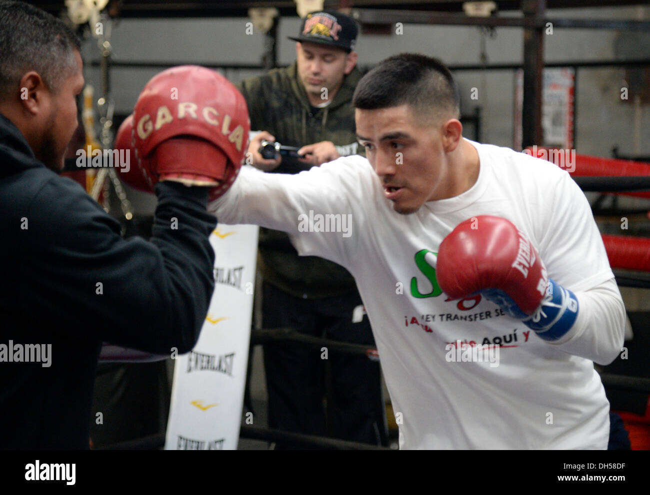 Oxnard, CA, USA. 31st Oct, 2013. Former world champion BRANDON ''Bam ...