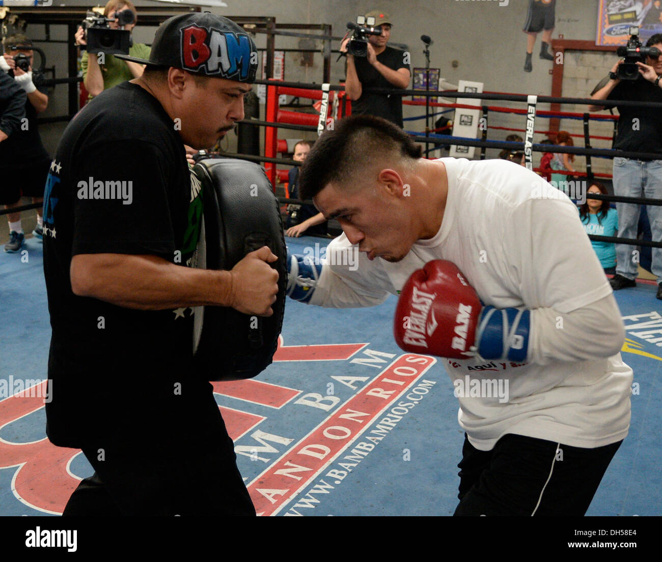 Oxnard, CA, USA. 31st Oct, 2013. Former world champion BRANDON ''Bam ...