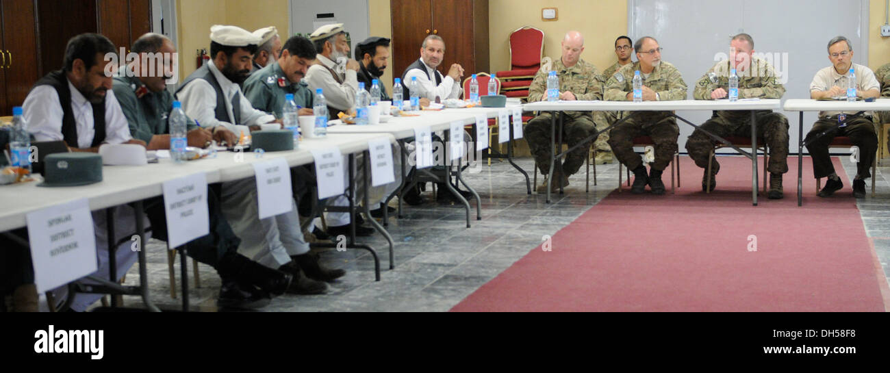 2nd battalion 4th infantry regiment hi-res stock photography and images ...