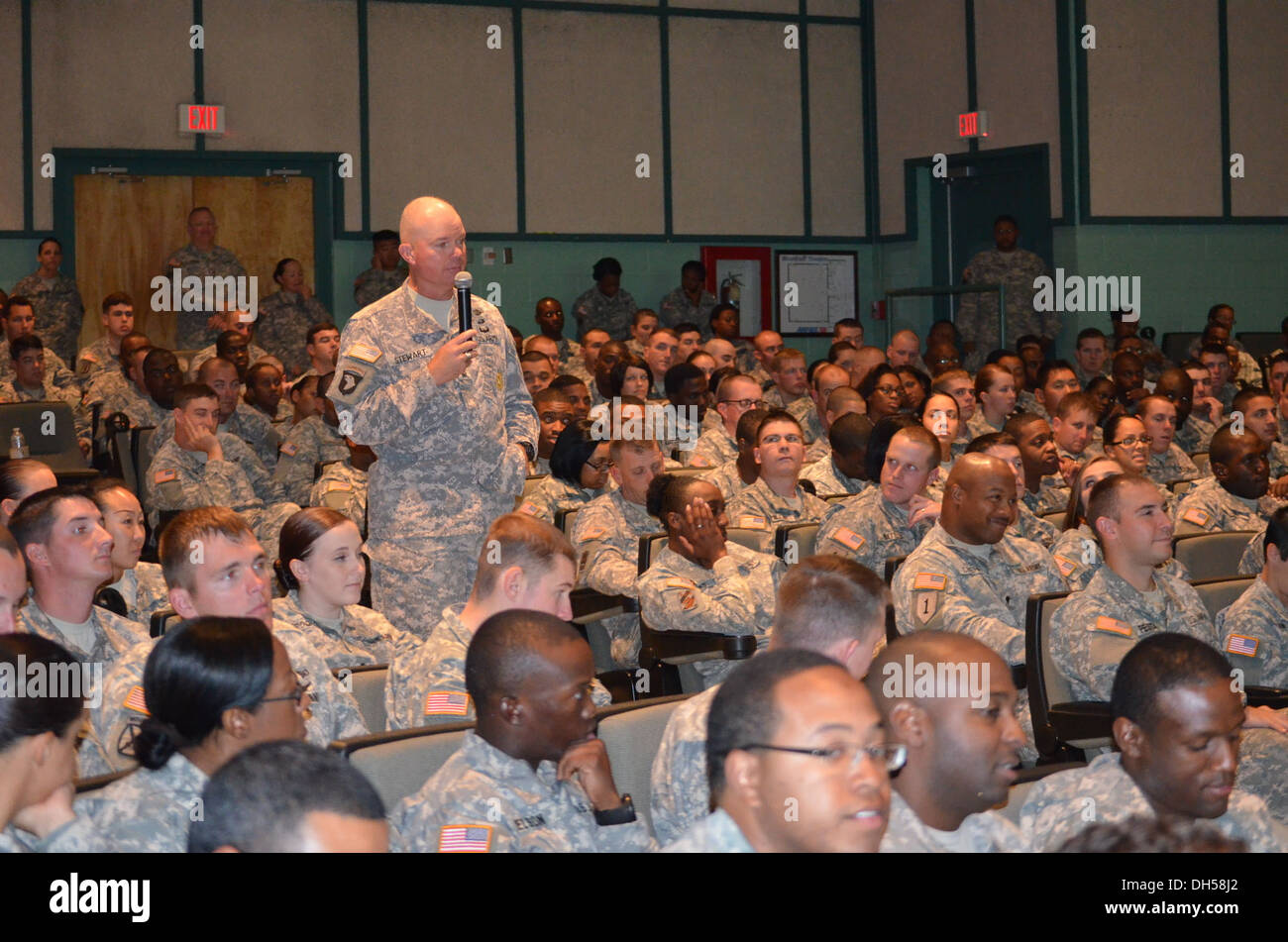 To enlisted soldiers at woodruff theater hi-res stock photography and ...