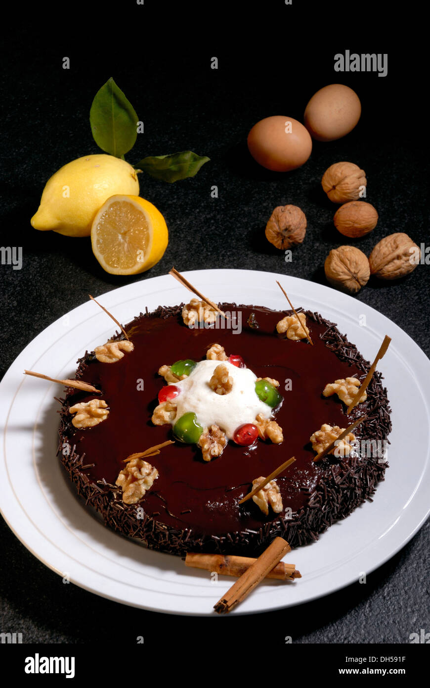 Nut plates hi-res stock photography and images - Alamy