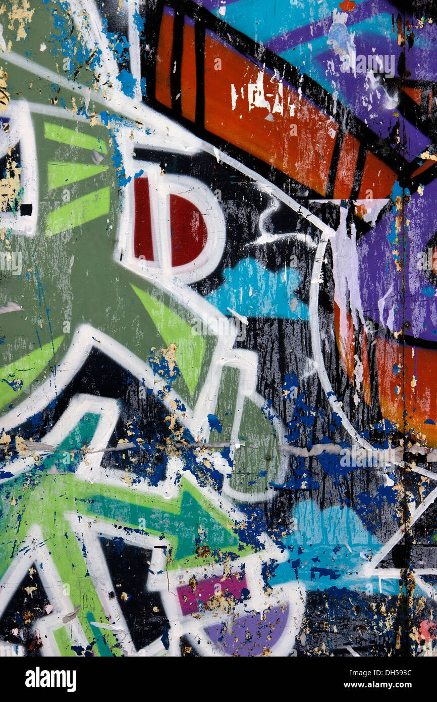 Graffiti spray line hi-res stock photography and images - Alamy