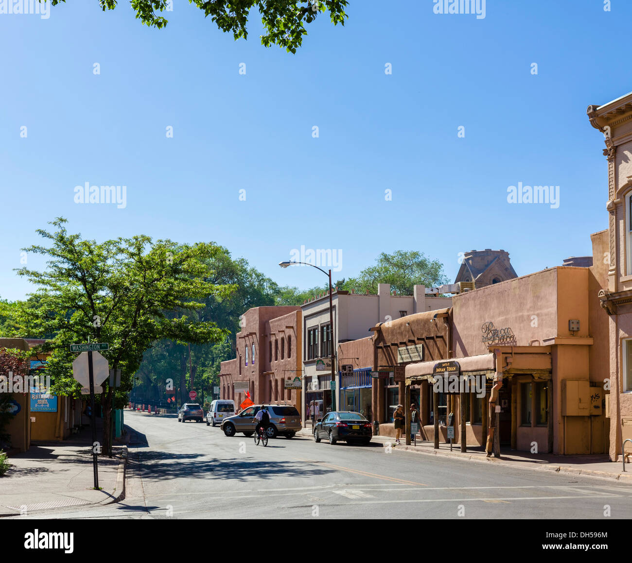 Shops on Washington Street in downtown Santa Fe, New Mexico, USA Stock ...