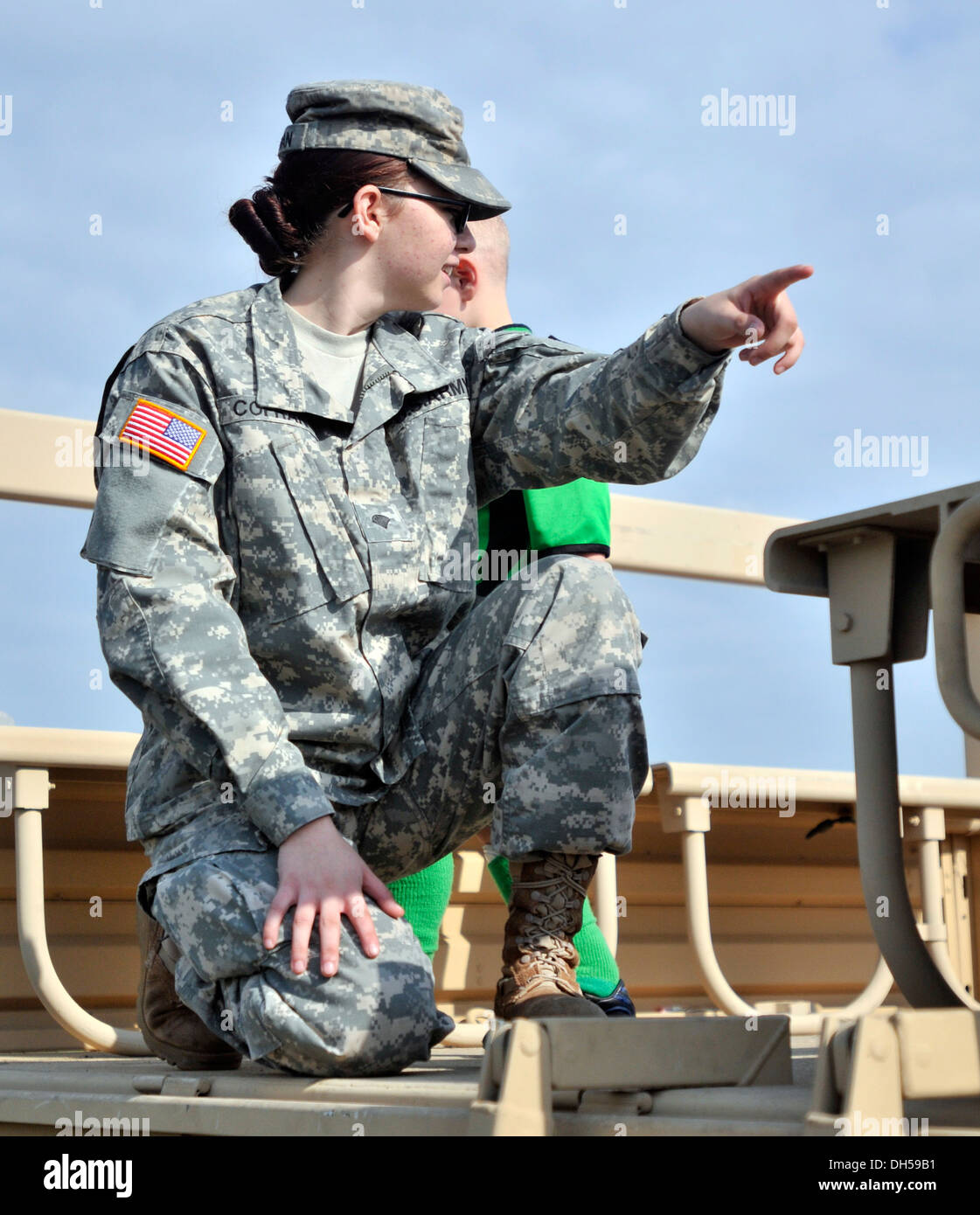 Joint force service members hi-res stock photography and images - Alamy