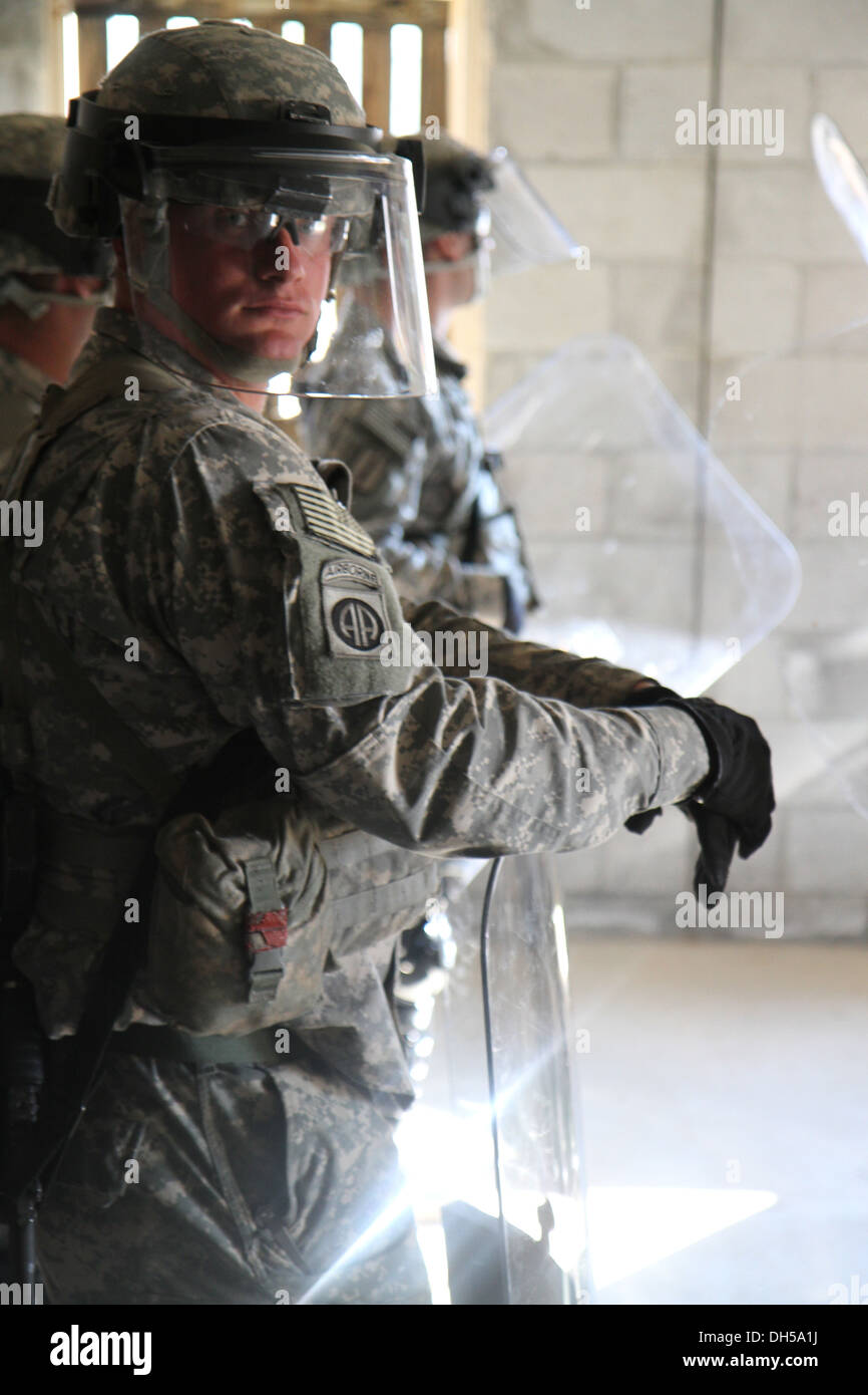 Soldiers of 3rd Battalion 321st Field Artillery Regiment participated ...