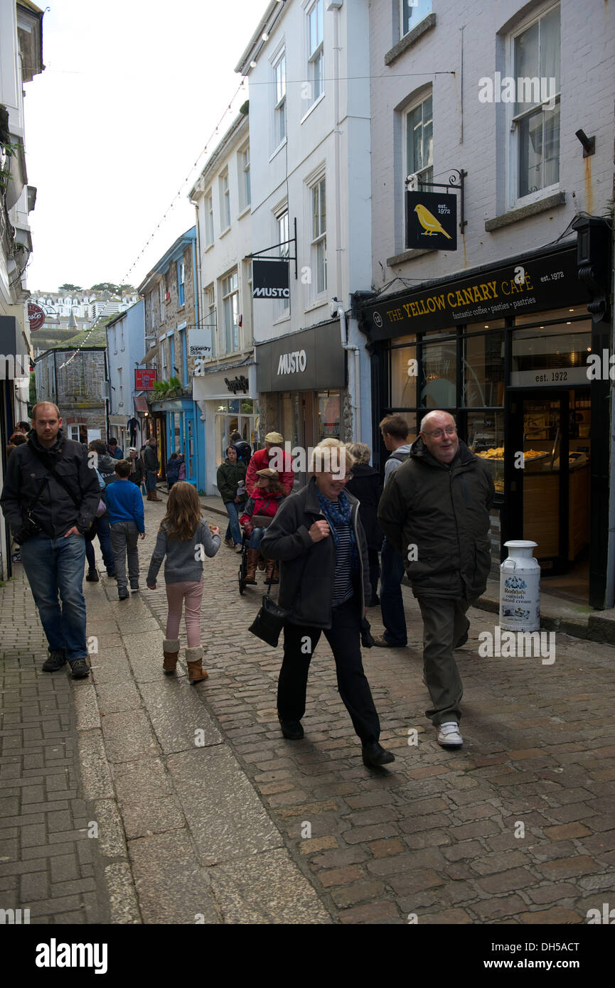 Cornwall shopping hi-res stock photography and images - Alamy
