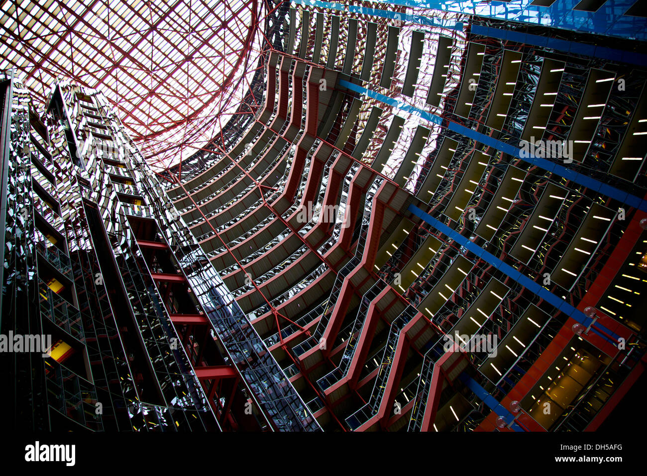 Thompson center hi-res stock photography and images - Alamy