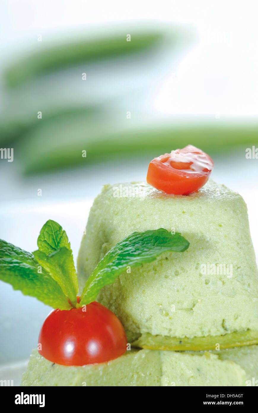 Pea pate with mint Stock Photo - Alamy