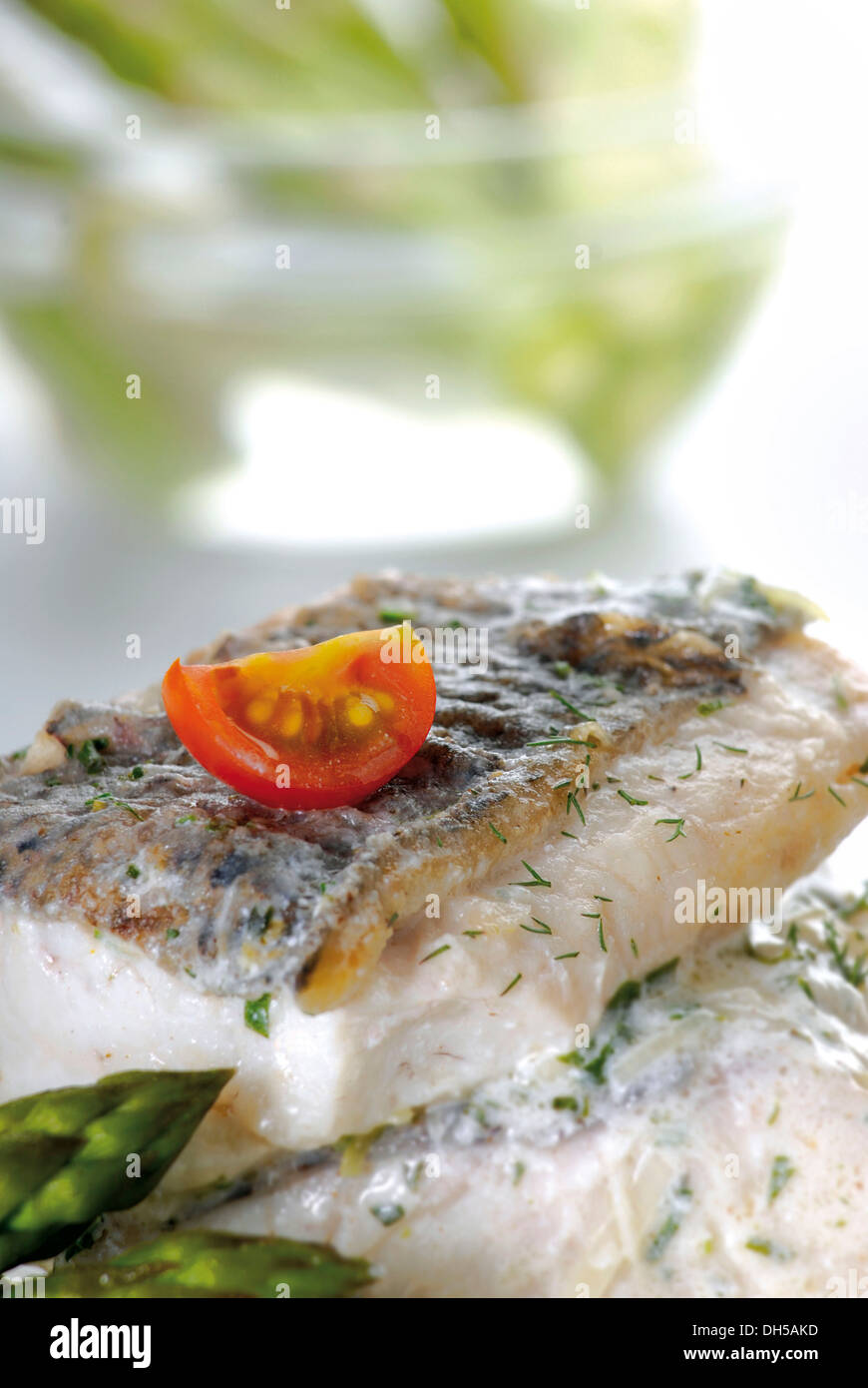 Dentol in champagne with shrimps Stock Photo - Alamy