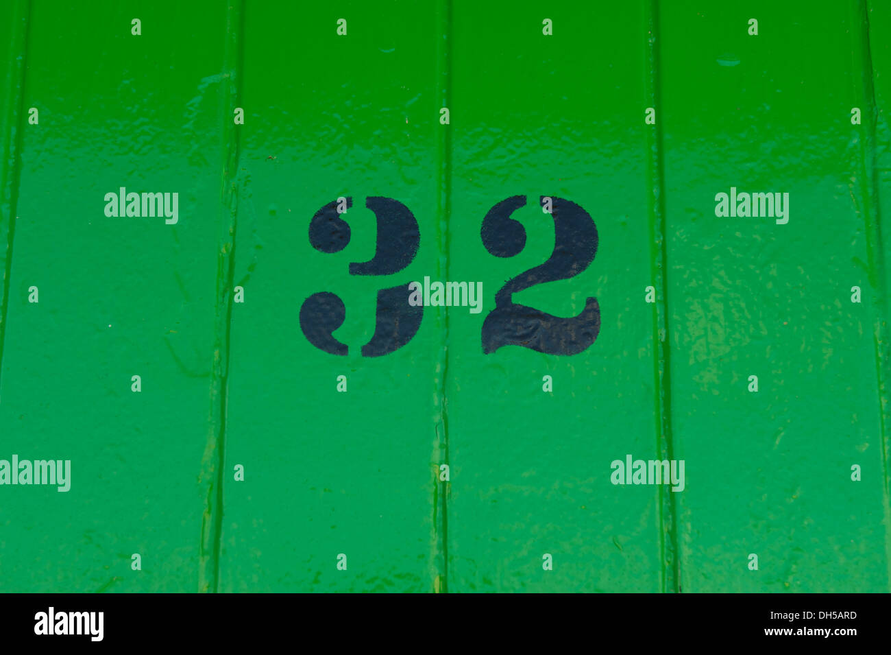 Green coloured doors hi-res stock photography and images - Alamy