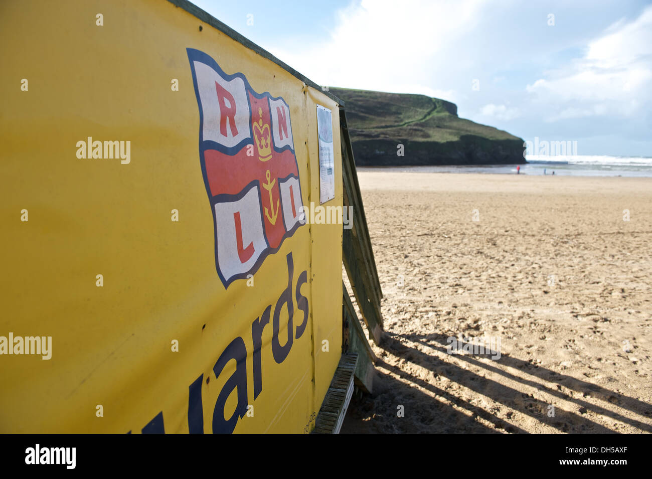 Lifeguards beach hi-res stock photography and images - Alamy