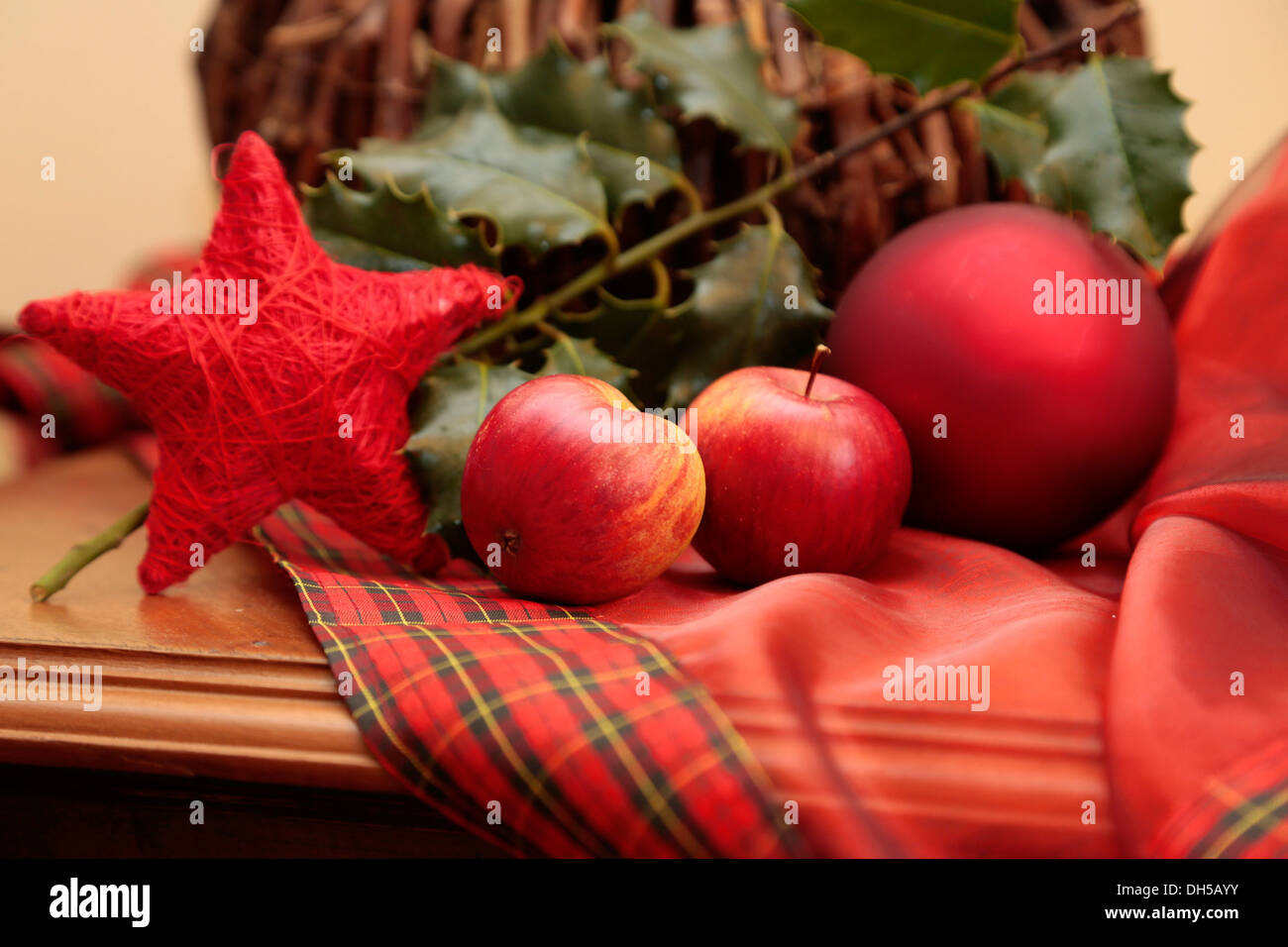 Christmas tree decorated with apples hi-res stock photography and ...