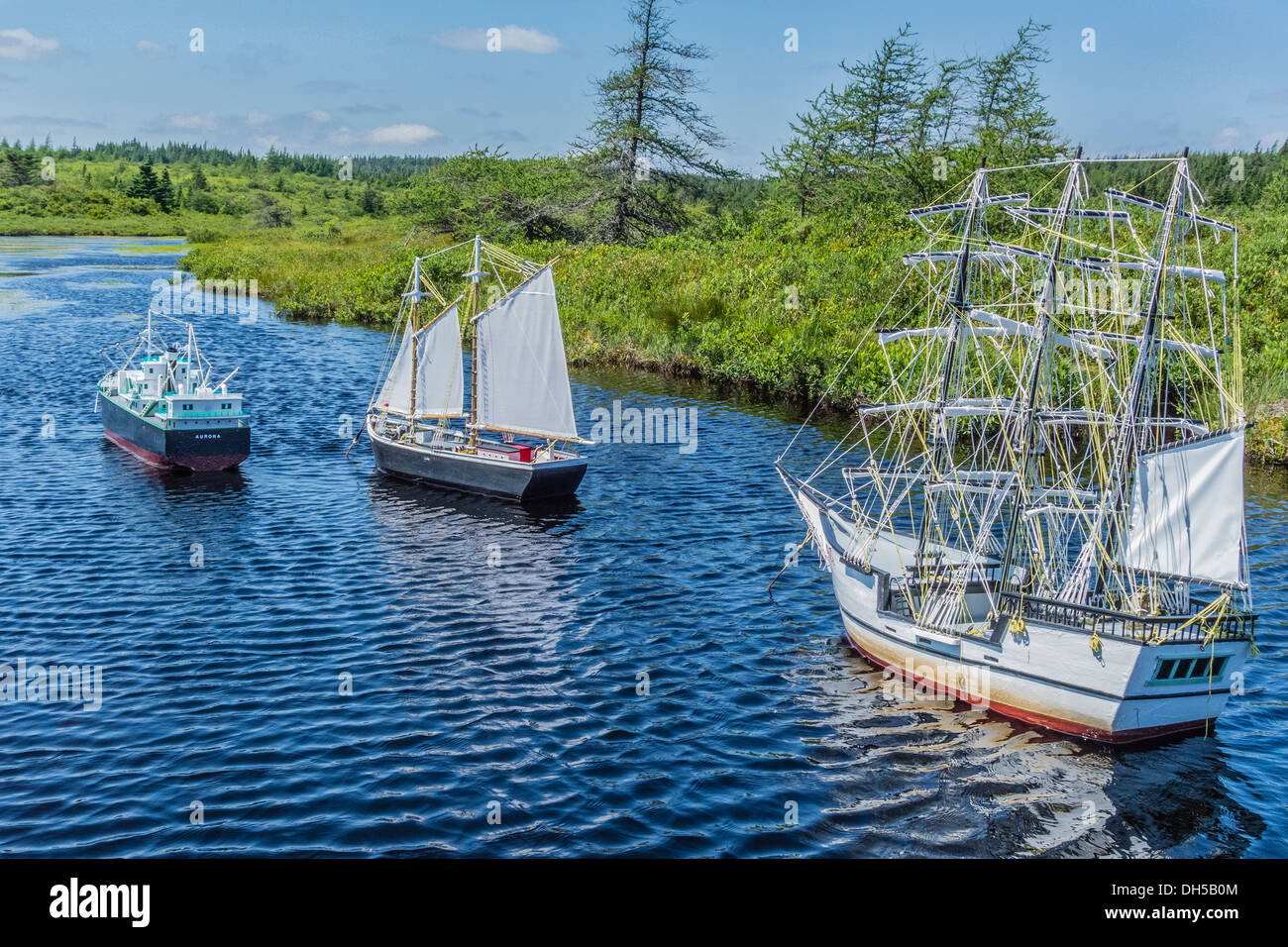 Maxwell morgans river of boats hi-res stock photography and images - Alamy