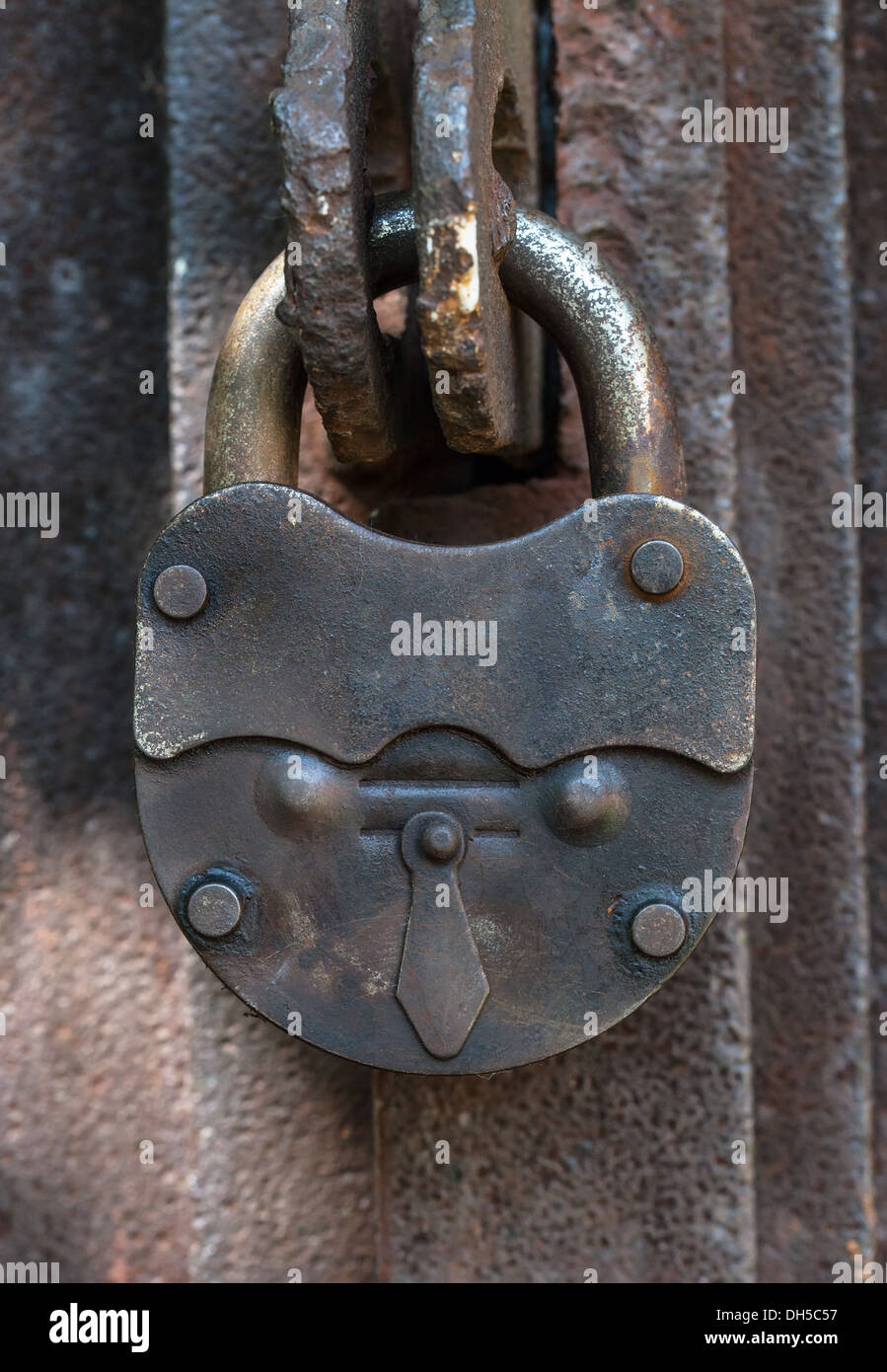 Lock old hi-res stock photography and images - Alamy