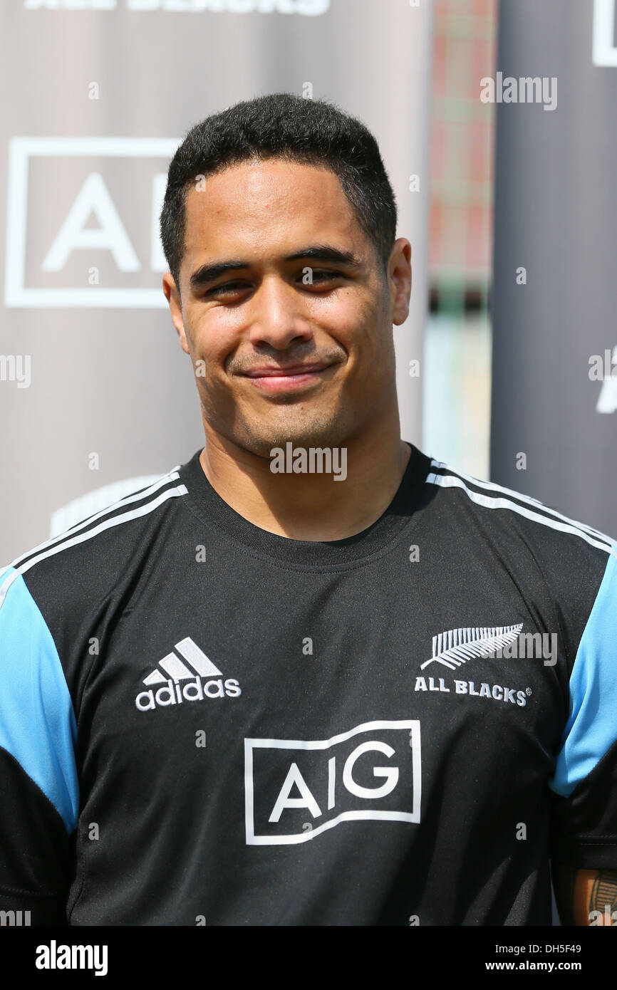 Aaron smith all blacks hi-res stock photography and images - Alamy