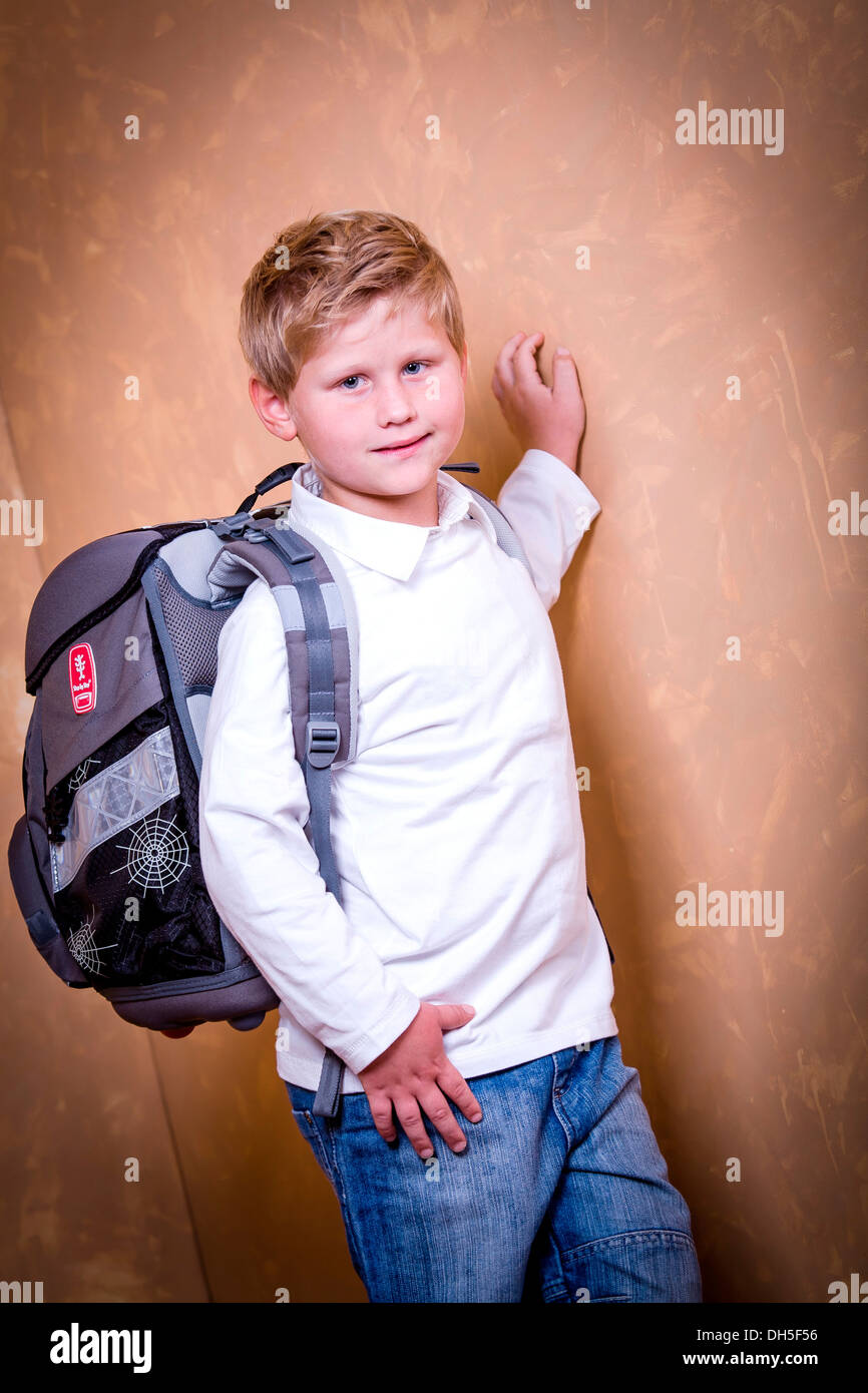 School boy, first grader with a school bag Stock Photo - Alamy