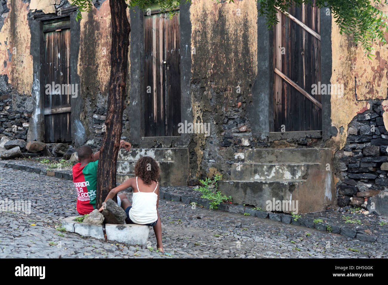 Children playing by old building, Sao Filipe, Island of Fogo, Cape ...