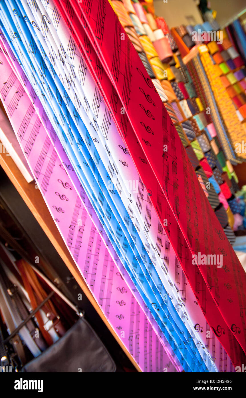 Tie shop hi-res stock photography and images - Alamy