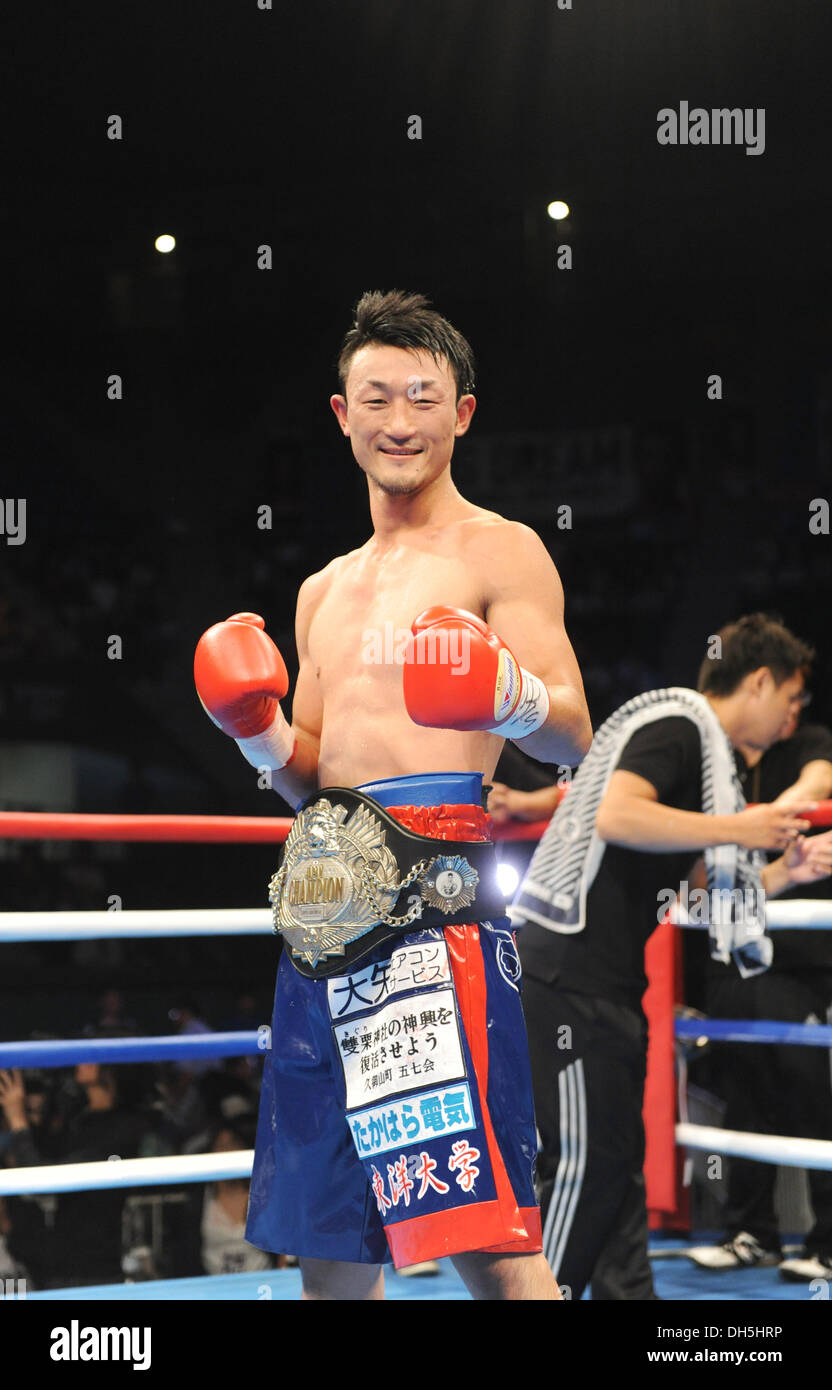 Tokyo, Japan. 25th Aug, 2013. Keita Obara Boxing : Keita Obara poses ...