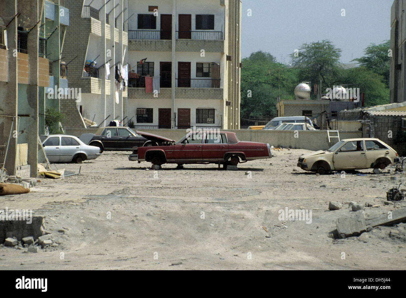 The aftermath of the 1991 Gulf War in Kuwait : devastation downtown in ...