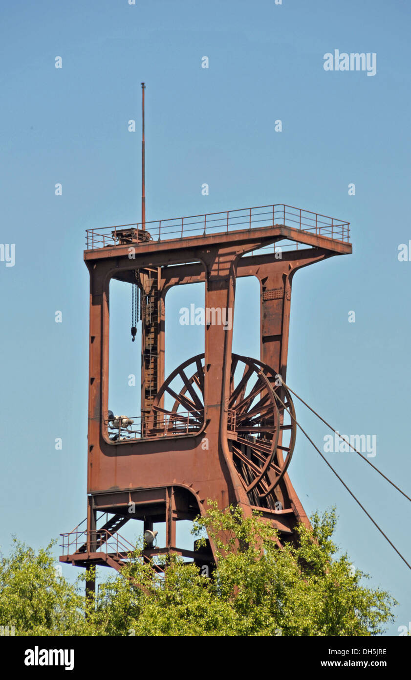 Headframe or winding tower of Shaft 1, Zollverein Coal Mine Industrial ...